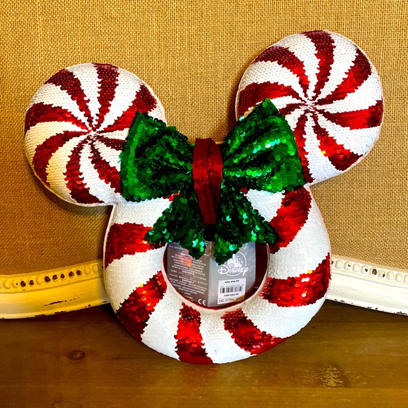 Disney | Holiday | Nwt Disney Candy Cane Minnie Mouse Christmas Wreath ...